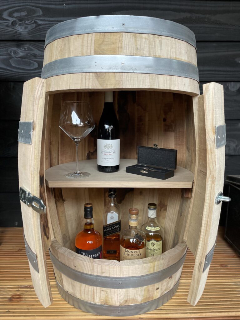 Drank kast Chardonnay - 110 liter Wijnvat - Ruimte voor 18 flessen